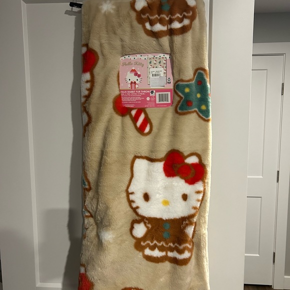 Hello Kitty | Bedding | Hello Kitty Gingerbread Faux Fur Blanket | Poshmark